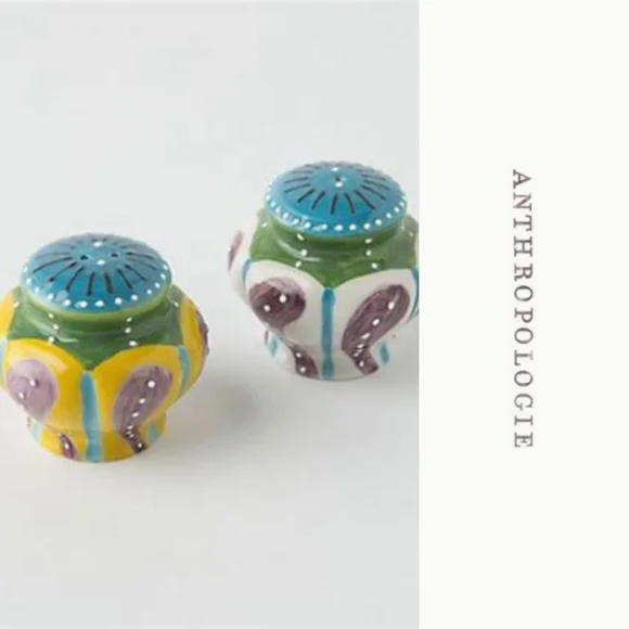 Carousel Salt And Pepper Shakers Home Basics Compact Carousel 6 Jar